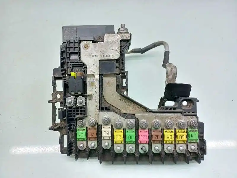 Boîtes à fusibles citroen c4 lim. collection 9665878080 9665878380 ...