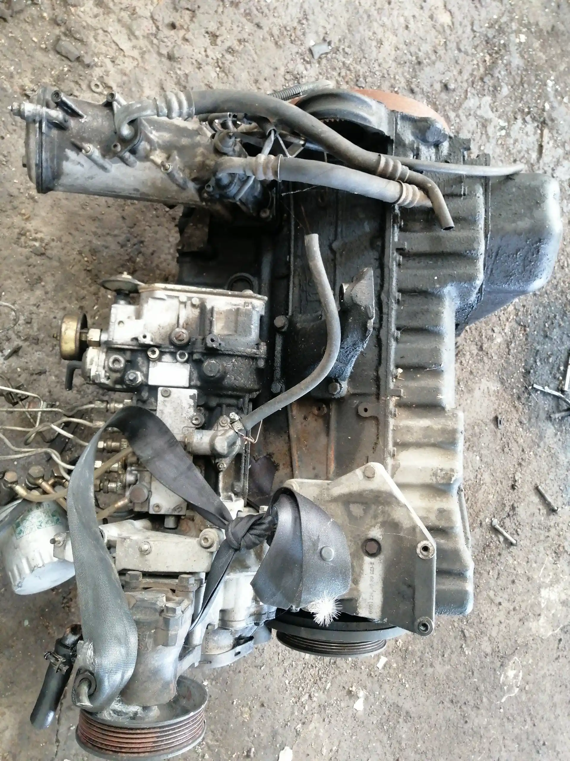 Scrapped engine ssangyong korando 2.9 turbodiesel om662la 819893