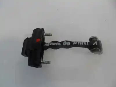 Porte avant droite dacia sandero stepway 801008681r 2343928