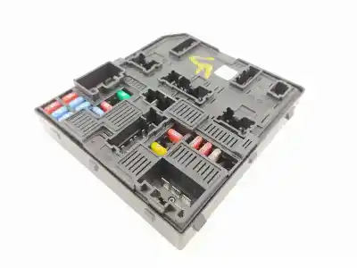 Caja reles fusible nissan x-trail t32 connect 284b75na0a 3807555