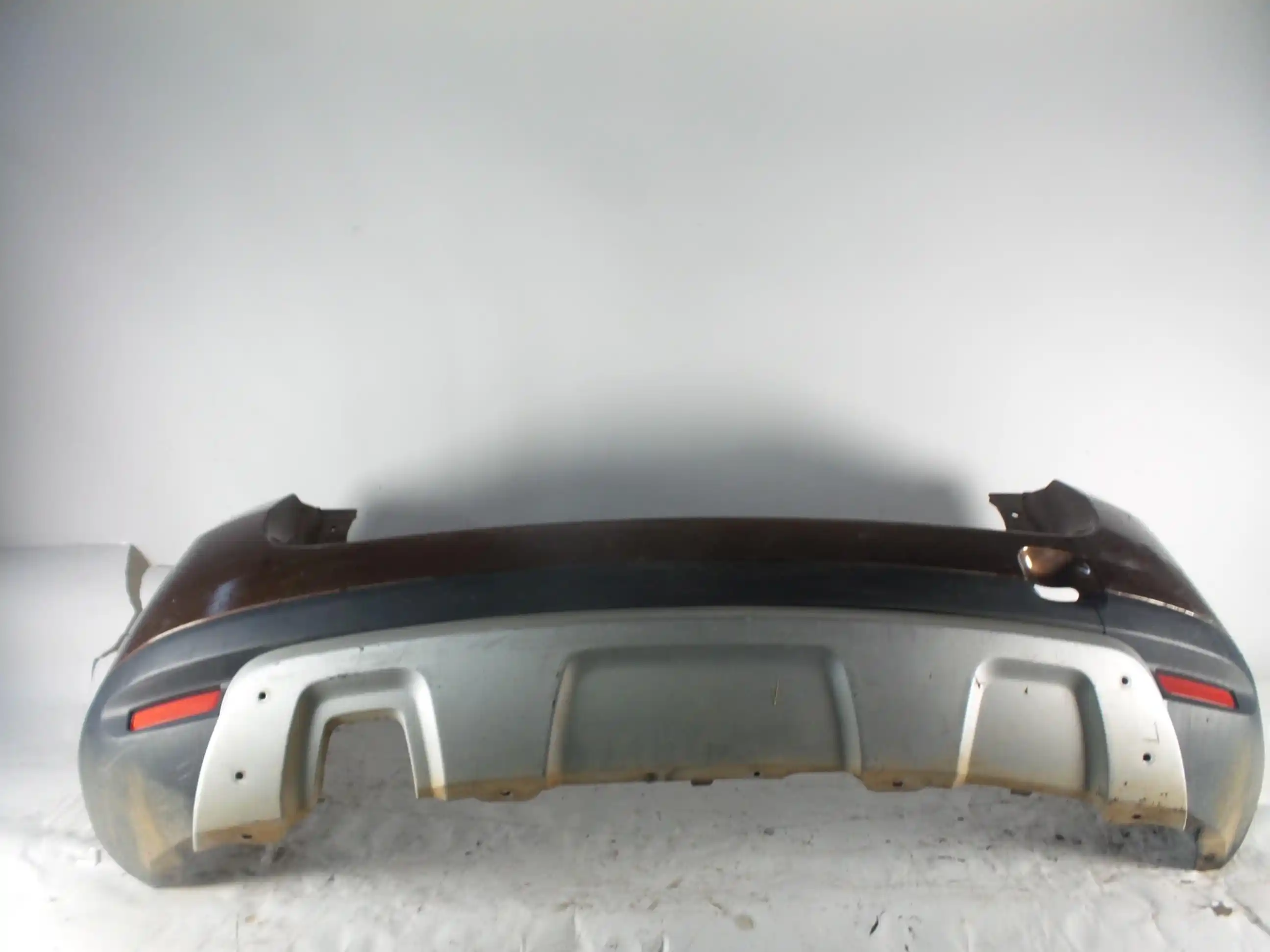 Paragolpes trasero dacia dacia duster ii prestige 1.5 dci 850220033r 141060