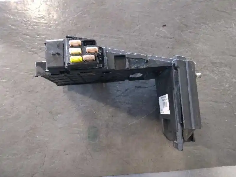 Fuse box unit peugeot 3008 confort 28236841 900246