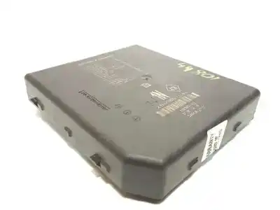 Boîtes à fusibles renault megane iv berlina 5p 1.2 tce energy ...